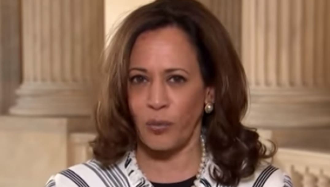 Kamala Harris Struggles To Speak After Teleprompter Appears To Stop ...