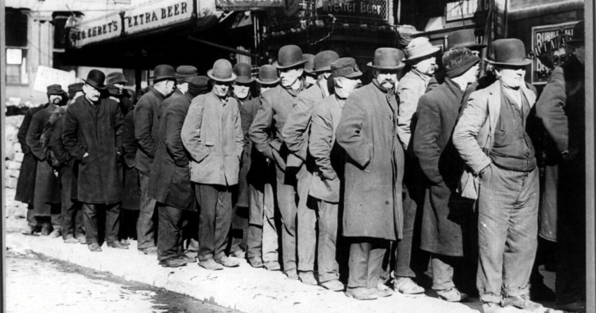 Flashback: Video of Bernie Sanders praising ‘breadlines’ - Liberty ...