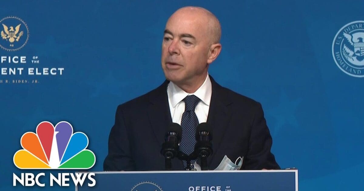 DHS Sec. Mayorkas caught telling the truth about the border crisis in ...