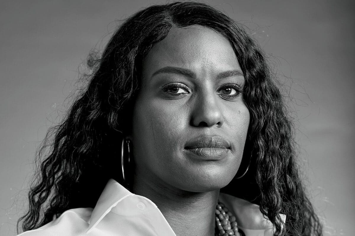 Teachers union head paid $289,000 refuses to pay her water bill ...