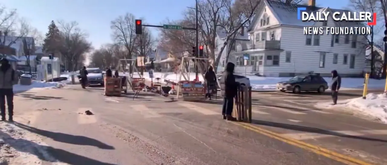 Police Tear Down Anti-ICE Road Blockade After Masked Men Assault ...